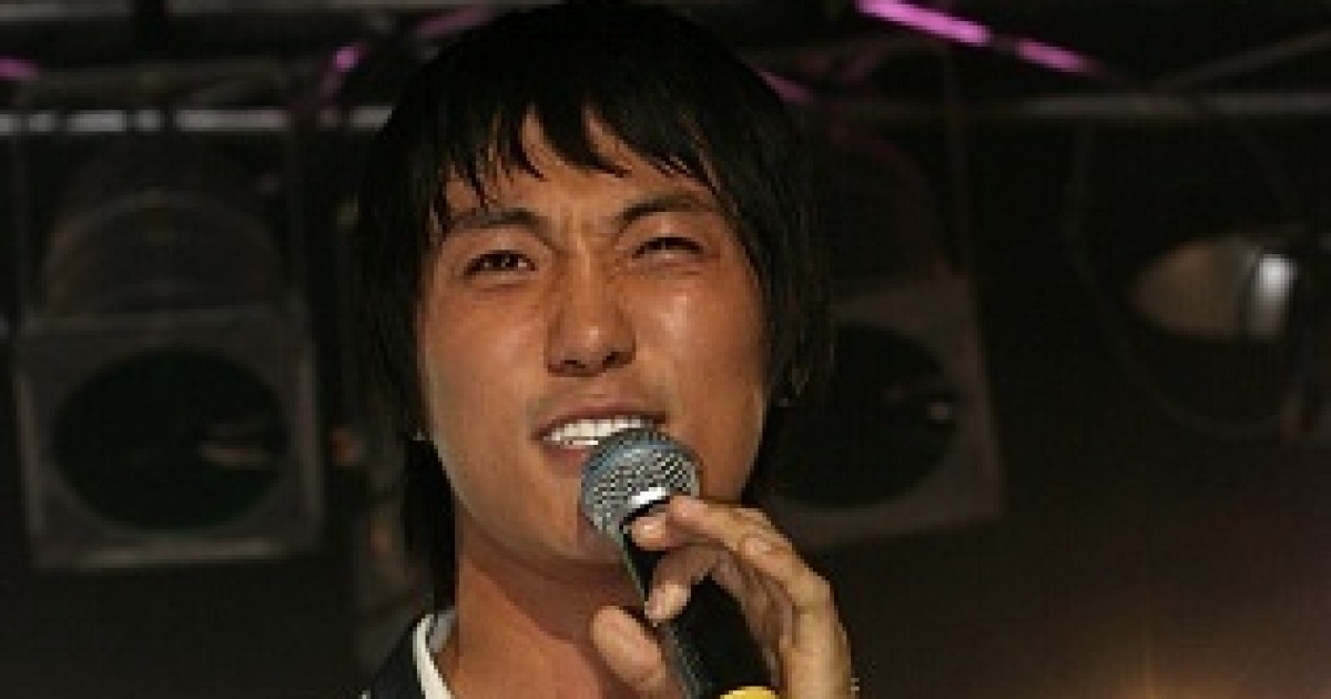 KCM 2집, 발매 이틀만에 온-오프라인 "돌풍"