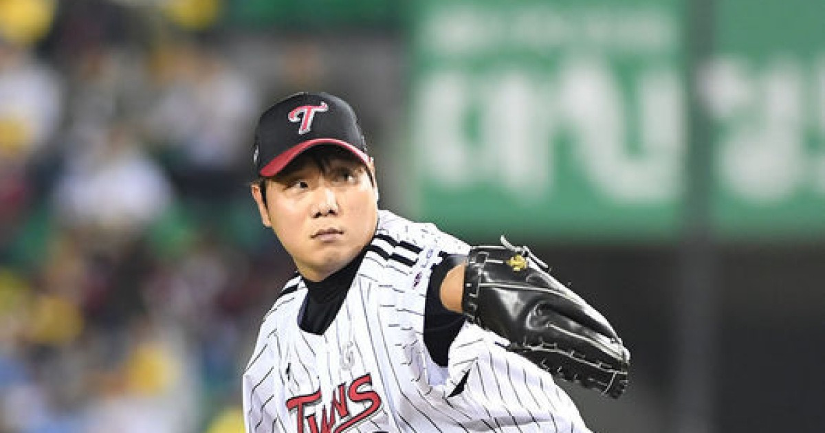 [WC2] '8이닝 무실점 호투' 류제국, 2차전 MVP 선정