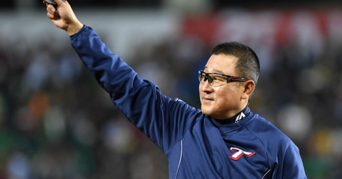 [WC2] '패장' KIA 김기태 감독 "내년에는 더 강한 팀 되겠다"