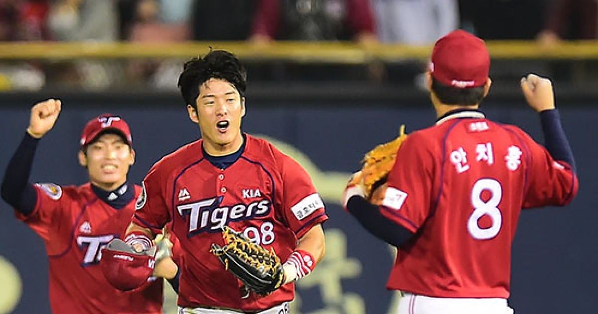 [WC2] KIA 노수광, PS 무대 빛낸 그림같은 명품 수비