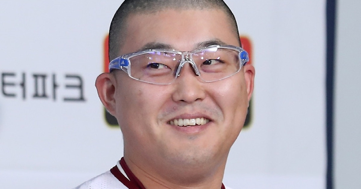 [KBO 준PO 영상] '마무리 대결' 준PO, 김세현과 임정우의 신경전