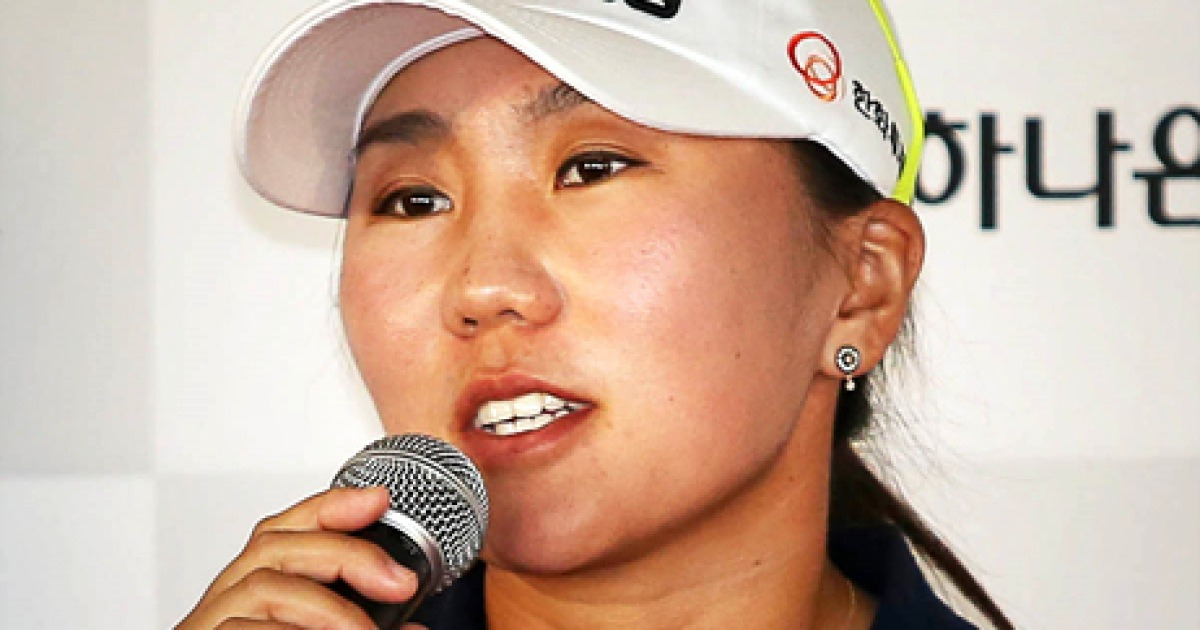 [포토] 인터뷰하는 김인경 - 2016 LPGA KEB 하나은행 챔피언십 1라운드 (47)