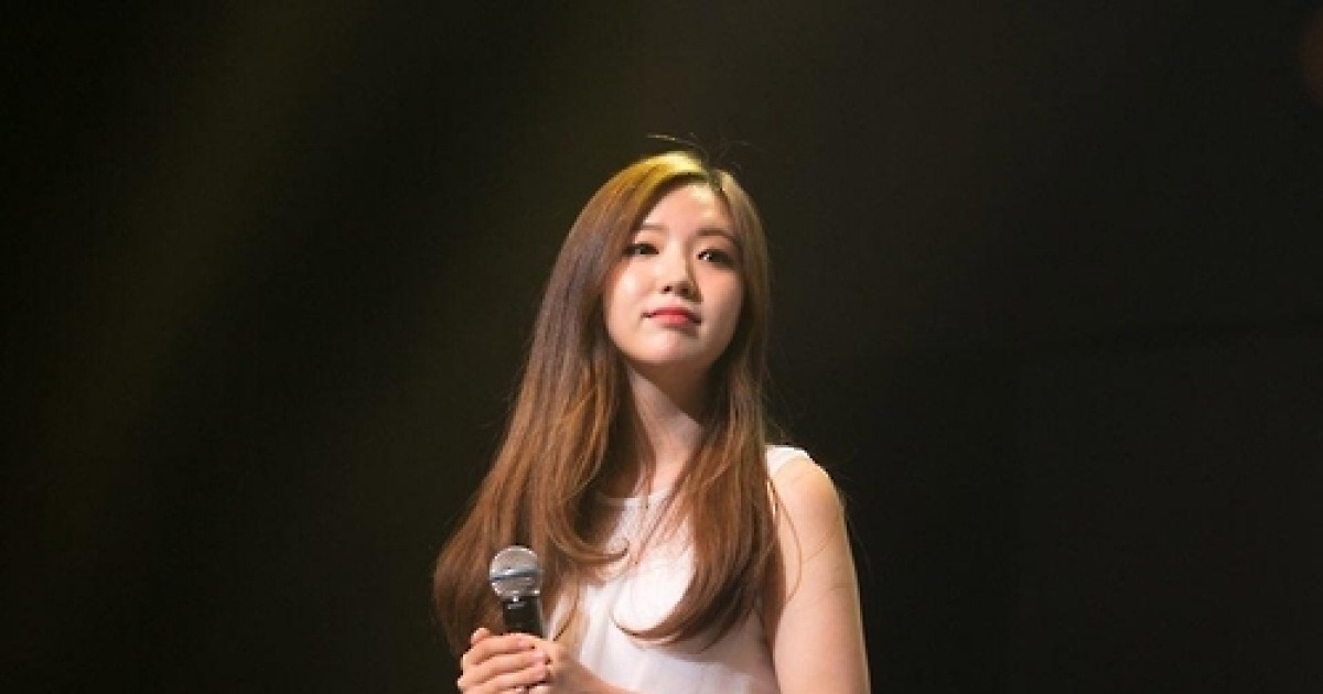 AOA 유경, 전속계약 해지로 FNC 떠난다