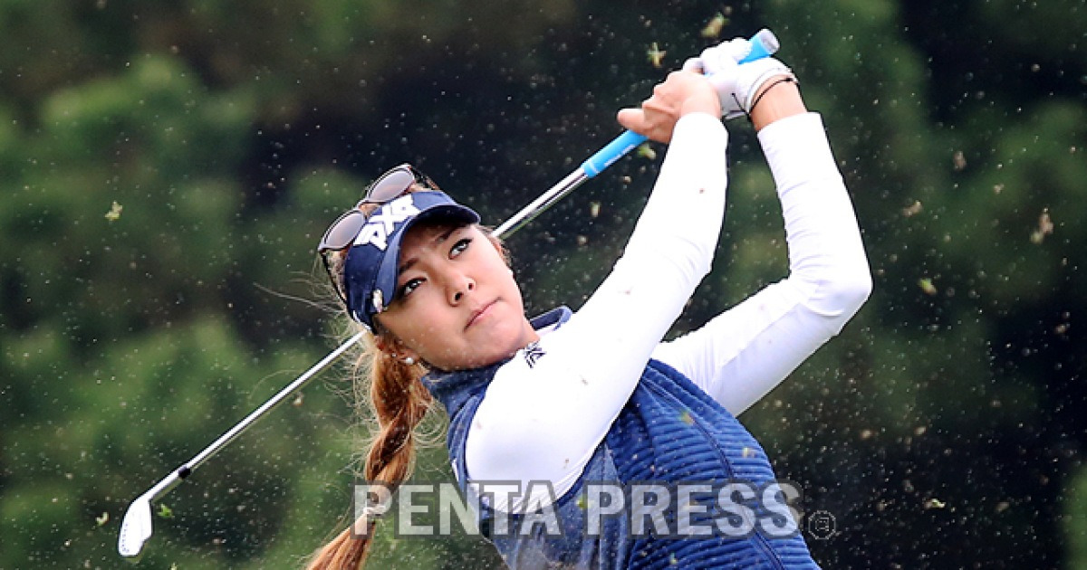 [포토] 2위 앨리슨 리 - 2016 LPGA KEB 하나은행 챔피언십 Final 라운드 (26)