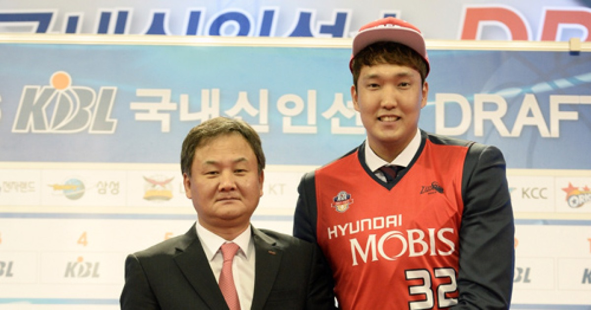 '전체 1순위' 이종현의 당찬 포부 "두목 잡겠다"