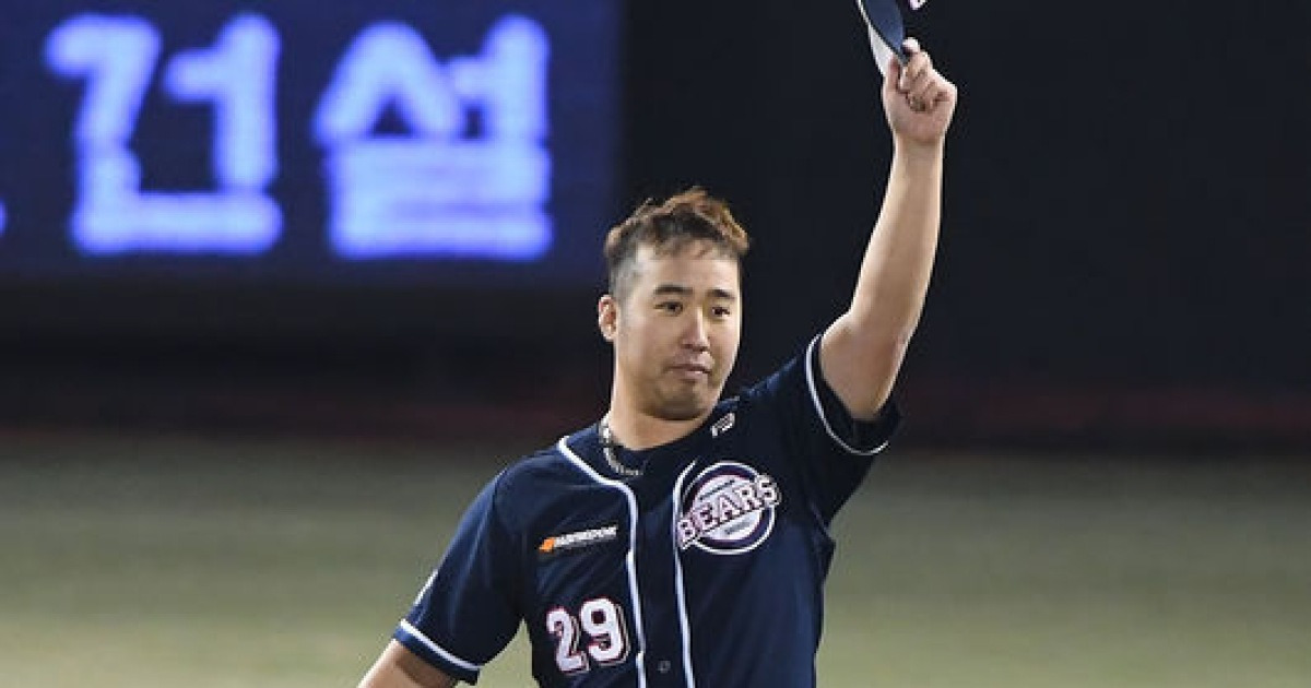 [두산V5] '5이닝 무실점' 유희관, KS 4차전 데일리 MVP 선정