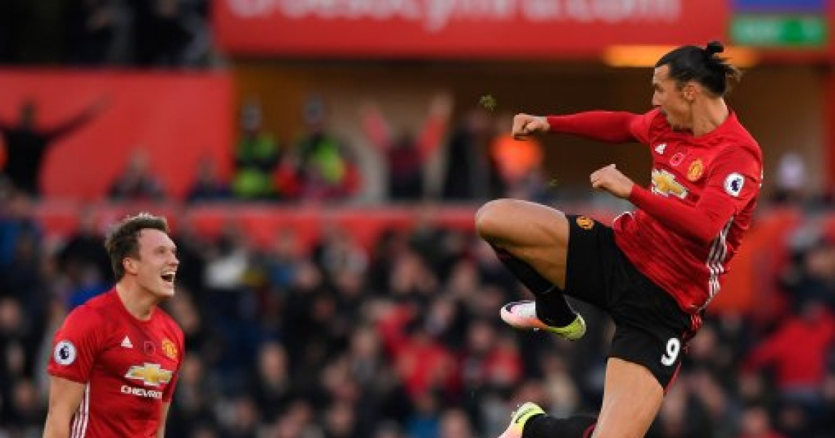 'EPL 2만5000호-개인 통산 400골' 즐라탄 "매우 영광"