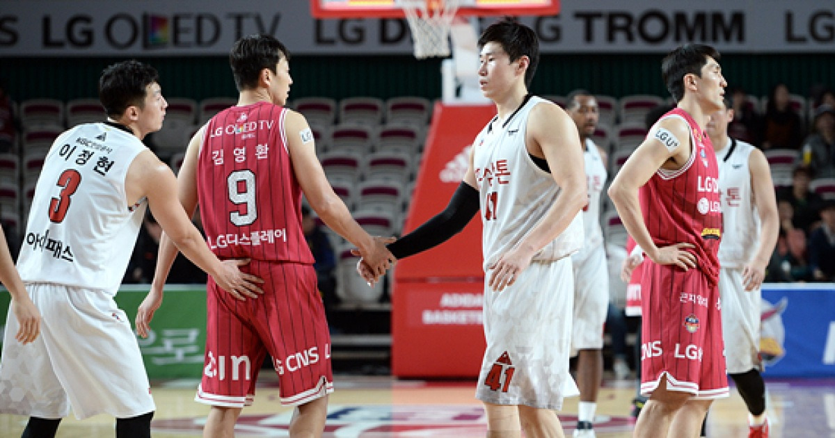 [포토] KGC, LG 를 84 - 76 으로 승리!