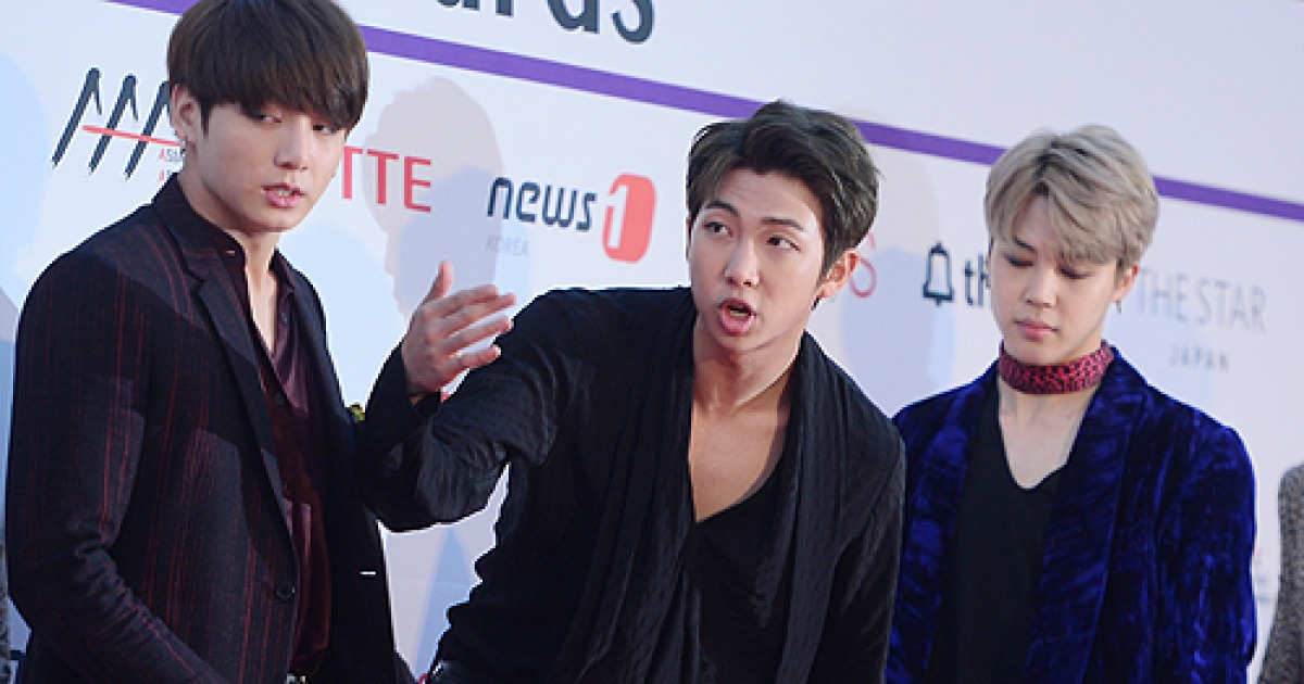 방탄소년단 랩몬스터 얘들아 인사하자 [mbn포토]
