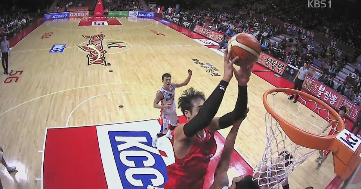 [오늘의 영상] "덩크슛 하고 싶었는데.."