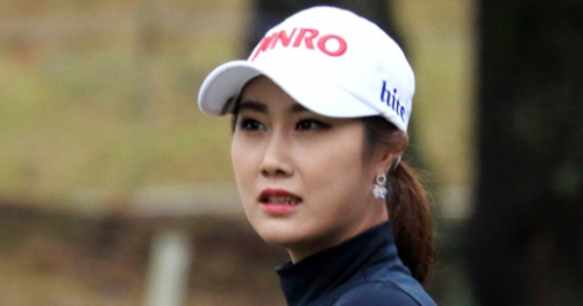 [JLPGA]이지희, 전반홀 끝내고 단독선두..신지애·김하늘은 1타차 2위