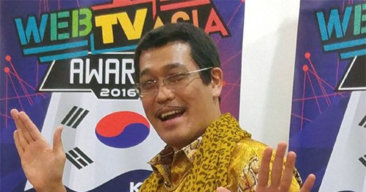 일본 코미디언 피코타로 "소녀시대와 PPAP 함께 불러보고 싶어"