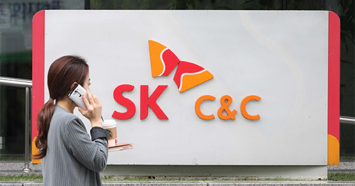 SK C&C acquired Kosdaq-listed robot maker SMCore