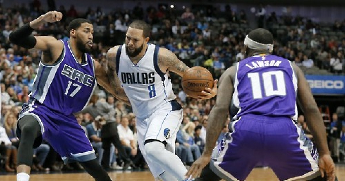 Kings Mavericks Basketball