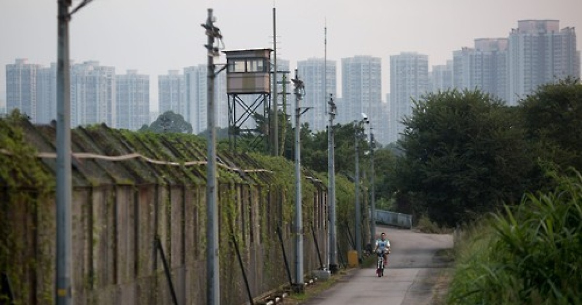 CHINA HONG KONG BORDER