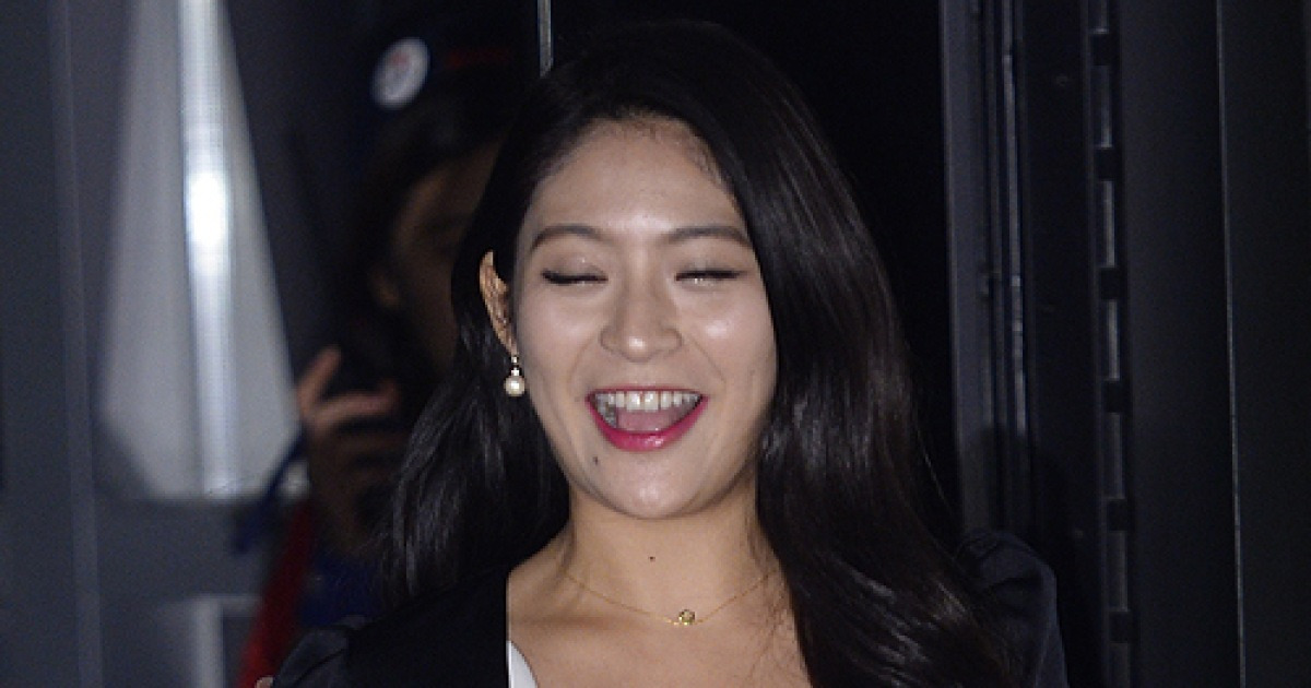 AV스타 메구리 '터지는 플래쉬에 깜짝' [MBN포토]