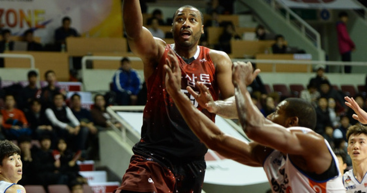 [프로농구] KGC 사이먼 "이정현, KBL 최고의 선수"