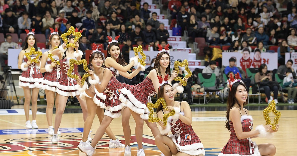 KGC 치어리더 - 산타 공연