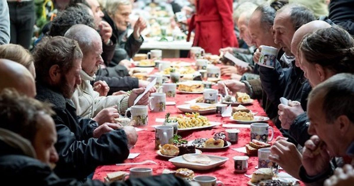 POLAND CHRISTMAS EVE FOR POOR AND HOMELESS