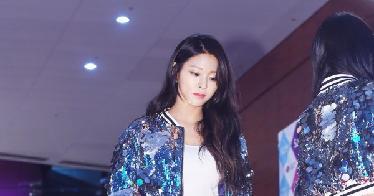 AOA 설현, 현실성 없는 비주얼 (2016 SBS 가요대전)