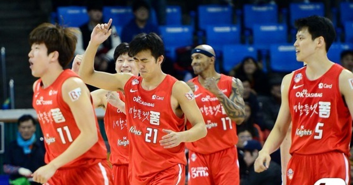 [프로농구]'변기훈 23득점' SK, KGC에 역전극..6연패 탈출