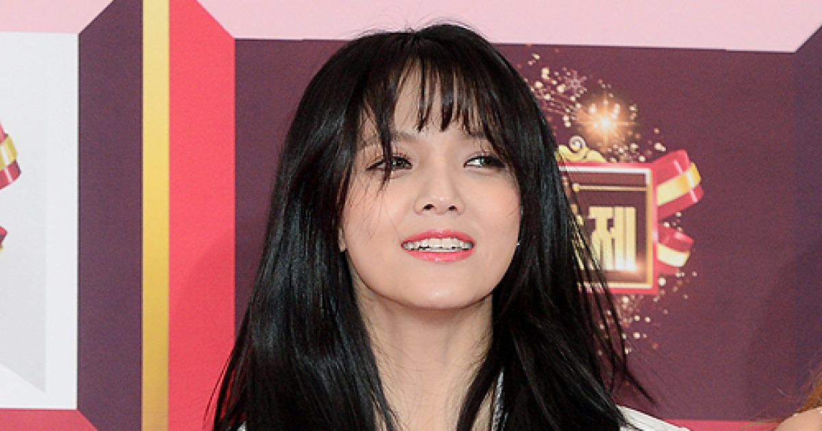 지민 '위아래 짧아서 조심조심' [2016 KBS 가요대축제]