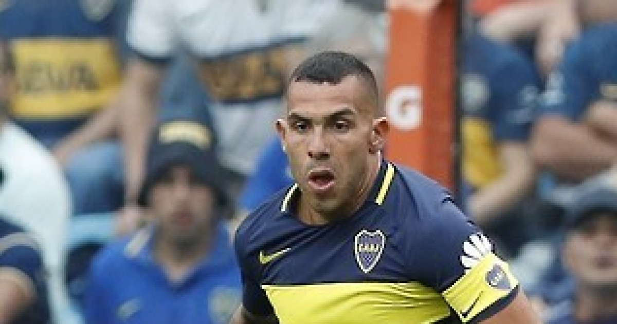 (FILE) ARGENTINA SOCCER CARLOS TEVEZ