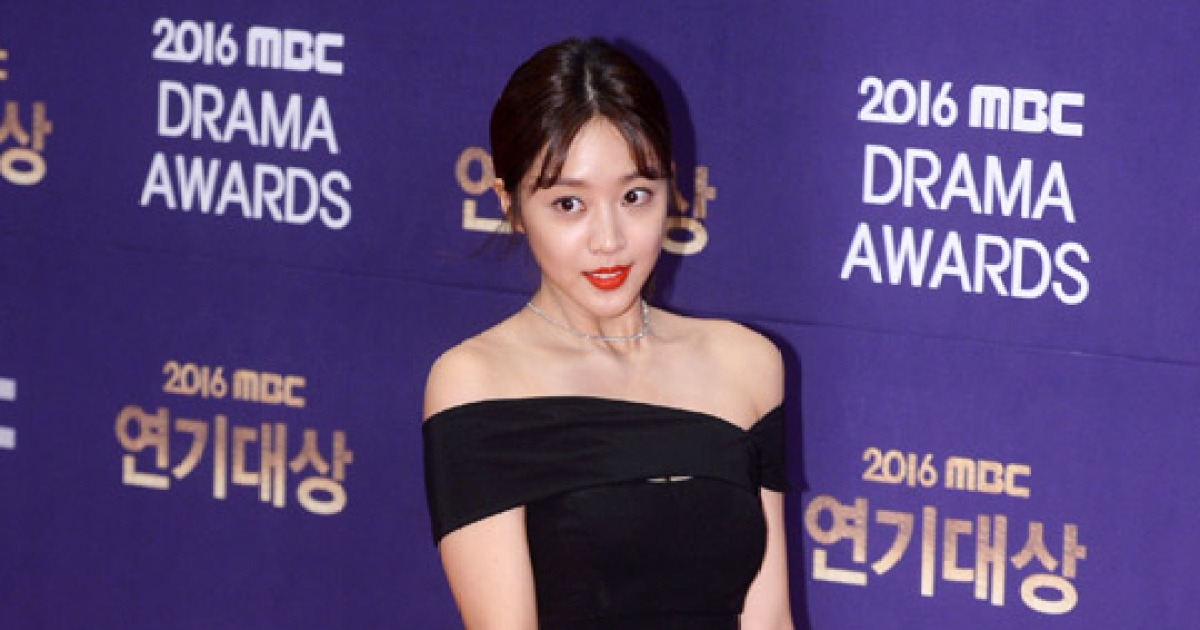 [TD포토] 조보아 '밀착 S라인 자태'(MBC 연기대상)