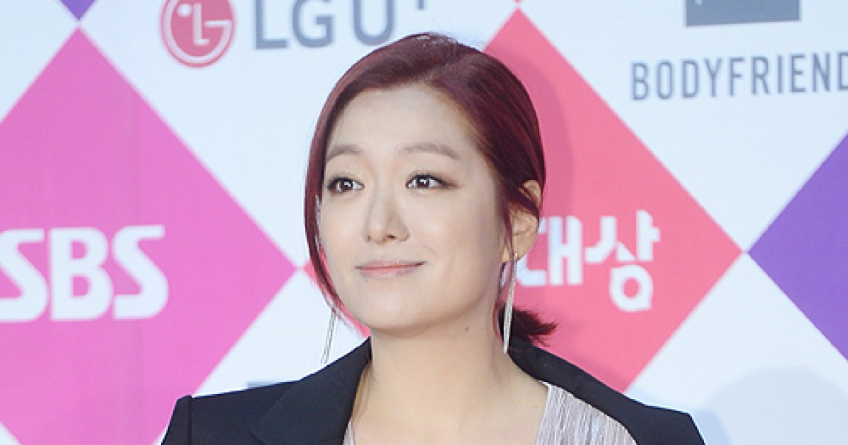 정수영 '과감한 라인 드레스' [2016 SBS 연기대상]