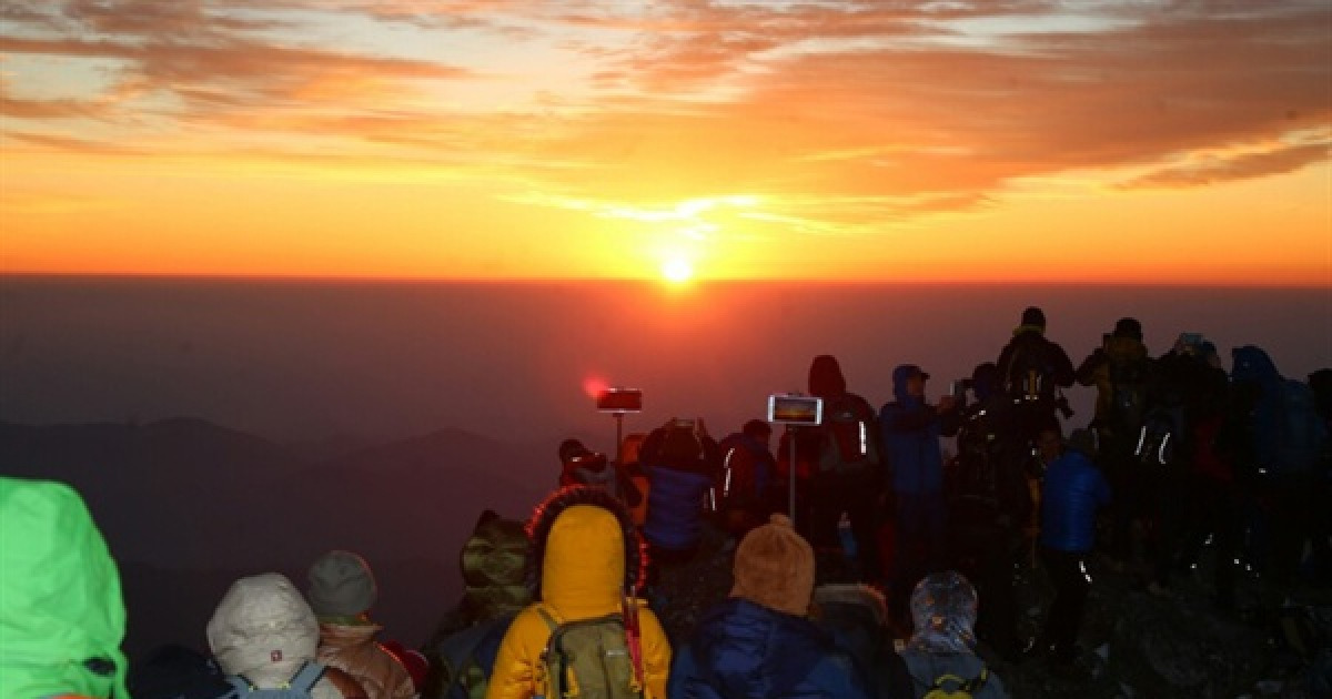 지리산 천왕봉, 새해 첫 일출 장관