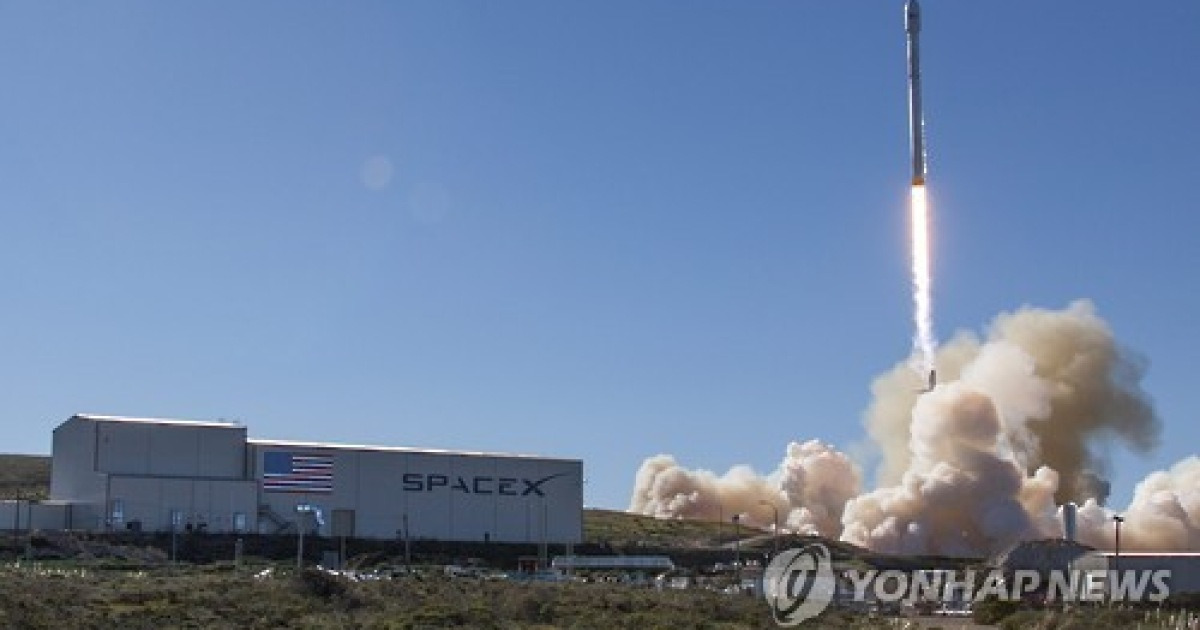 USA SPACEX LAUNCH
