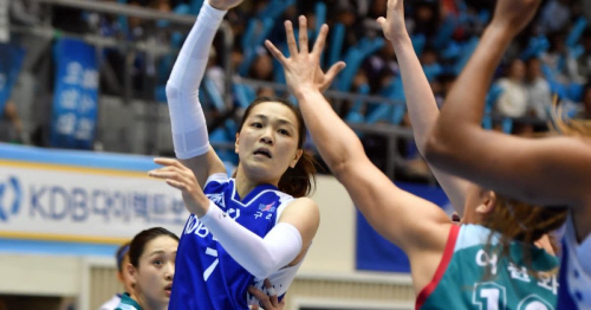 한채진 11점 KDB생명 KEB하나 제압