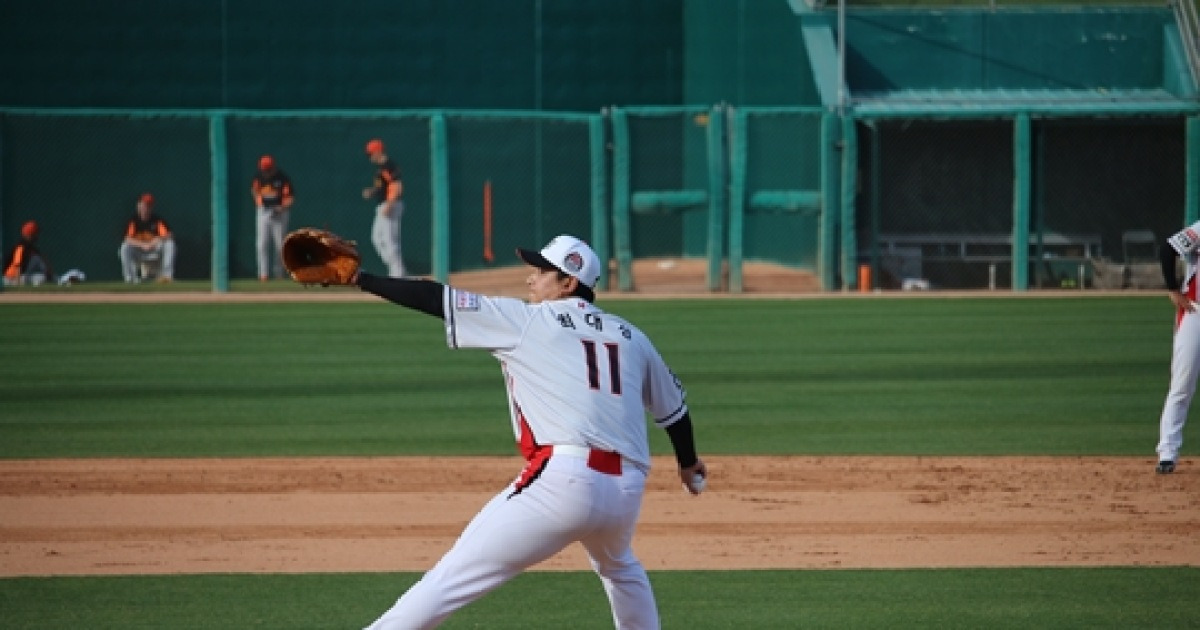 밴덴헐크는 없었지만.. kt, 네덜란드 WBC 대표팀에 5-2 승리