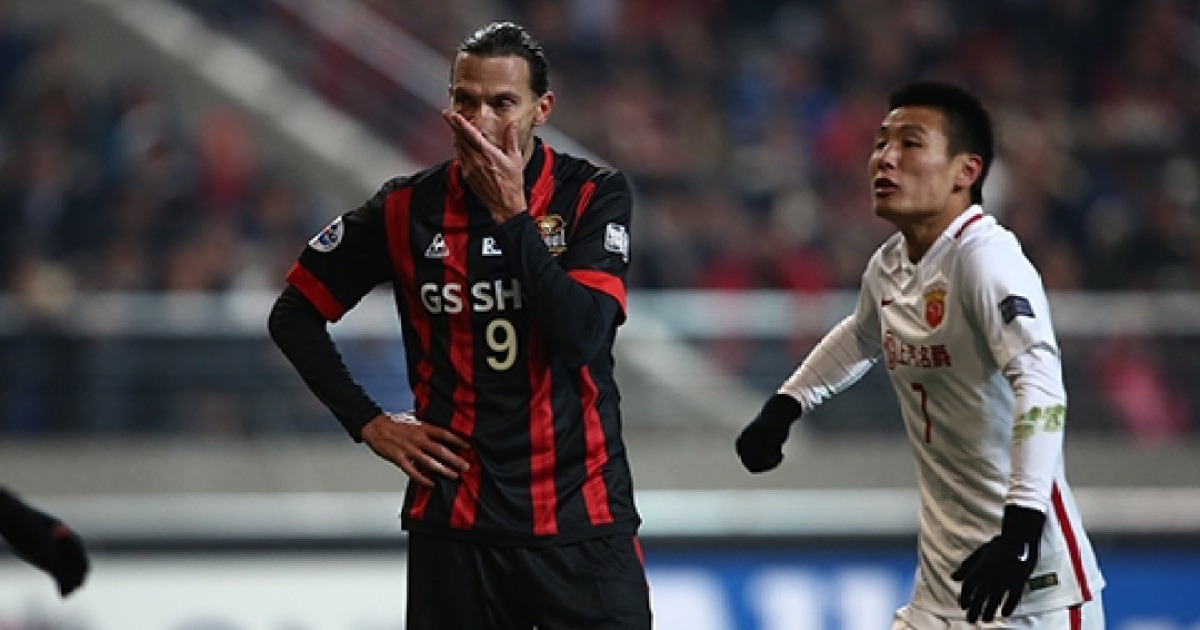 [ACL 리뷰] '데얀 PK실축' 서울, 헐크 한 방에 0-1 석패..'첫 승 좌절+3위'