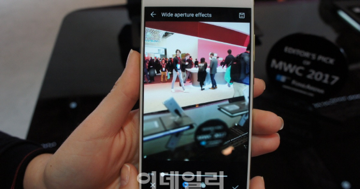 [MWC 2017]화웨이 'P10' 듀얼카메라로 만나는 원근감