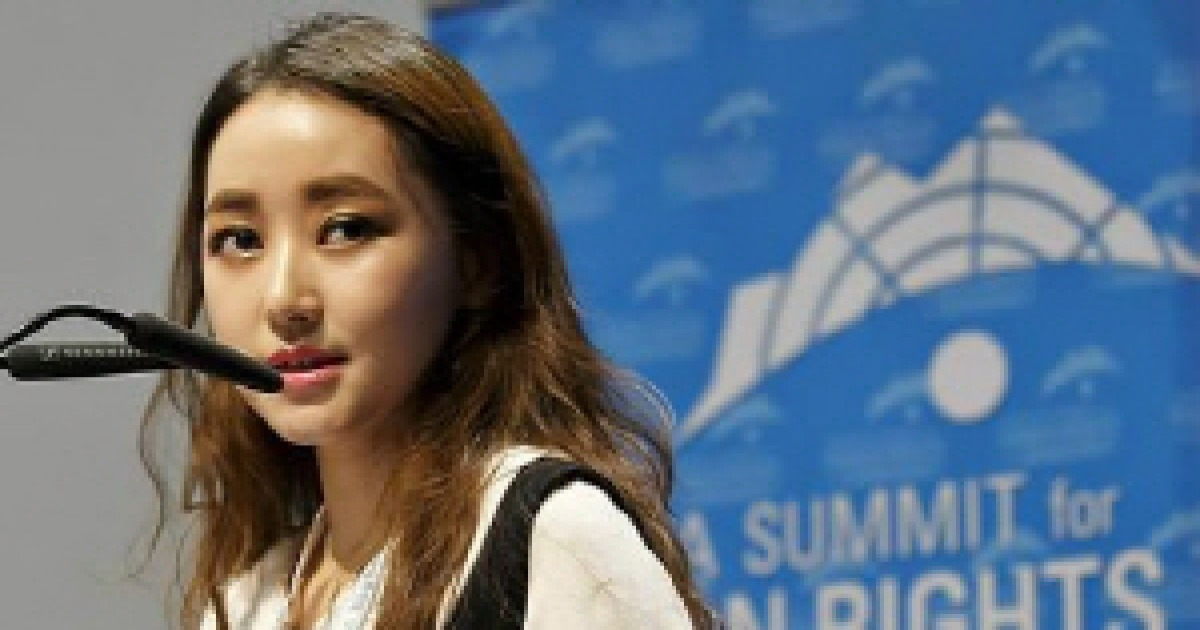 '北 인권 증언' 박연미 씨 미국인과 결혼