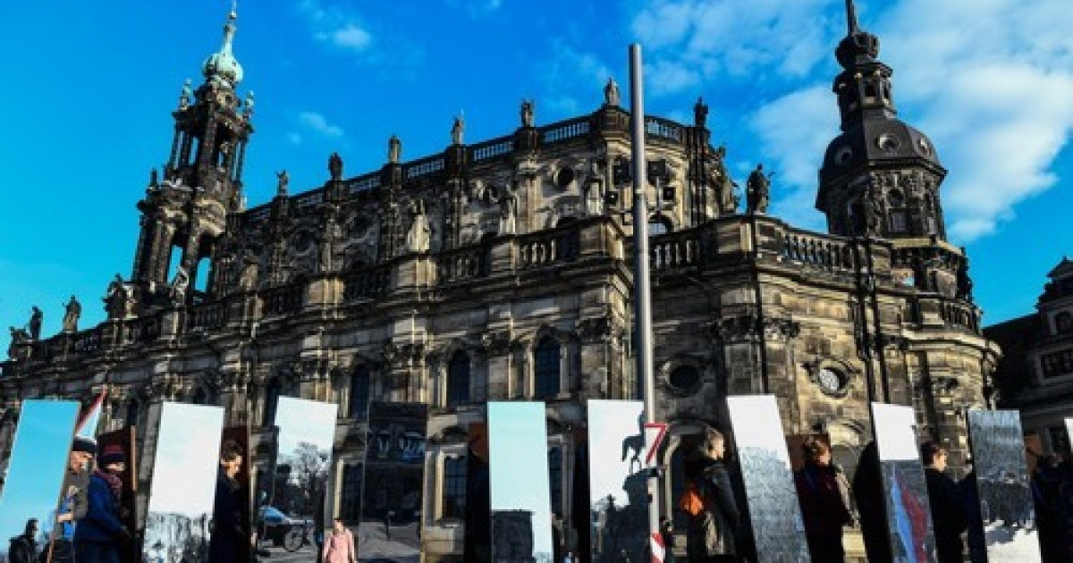 GERMANY MIRROR MARCH