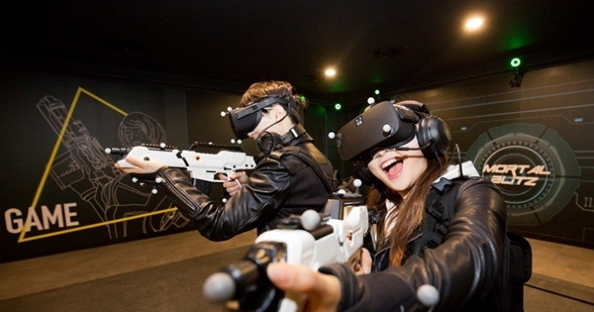 VR 체험 끝판왕, 롯데월드 'VR스페이스' 가보니