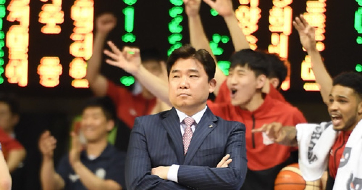 [KBL PO] '챔프전까지 1승' 김승기 감독 "정상적으로만 하면 이겨"