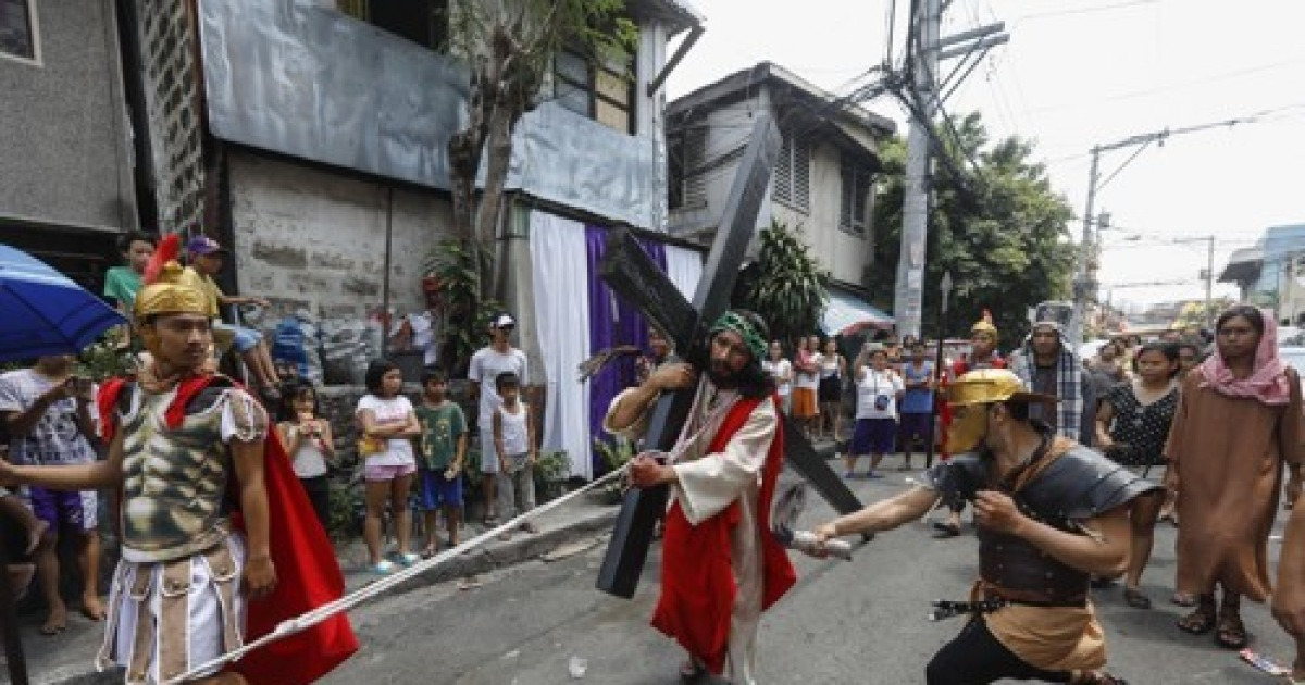 PHILIPPINES LENT BELIEF