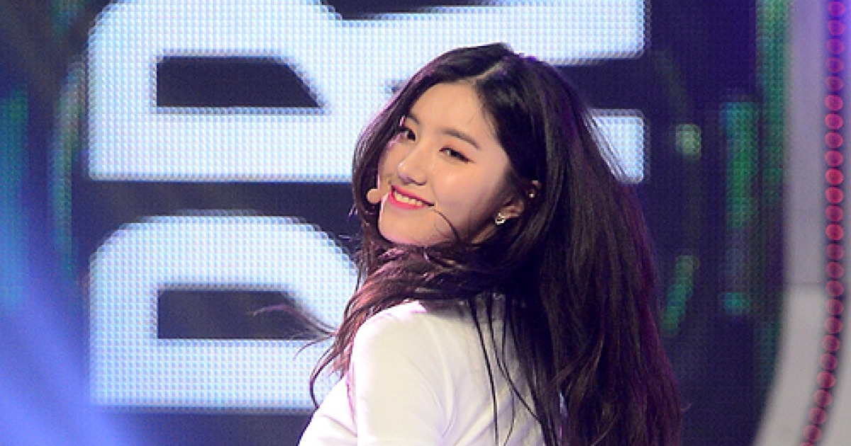 프리스틴 시연 '설현 뺨치는 뒤태' [MBN포토]