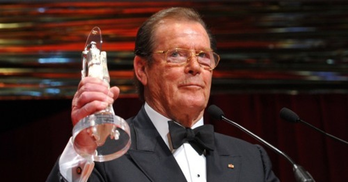 (FILE) FILE BRITAIN MOORE OBIT
