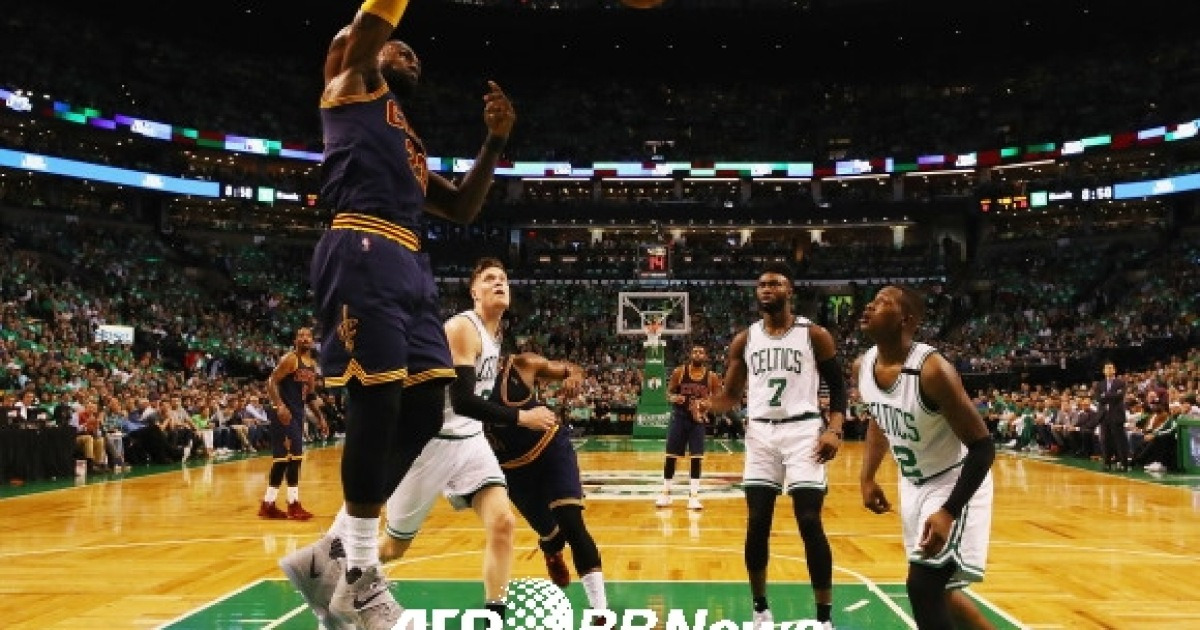 'GSW 나와!' CLE, 보스턴 135-102로 제압.. 3년 연속 챔프전행