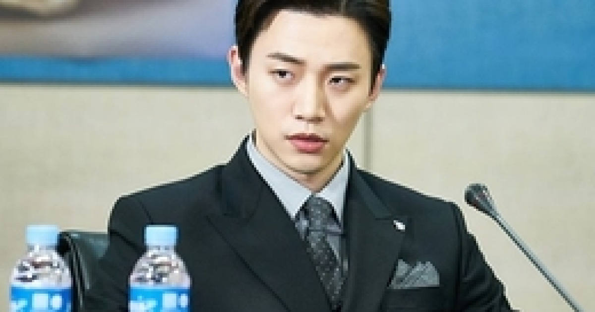 2PM+KBS=찰떡궁합? '7일의 왕비' 황찬성, 첫 사극 통할까