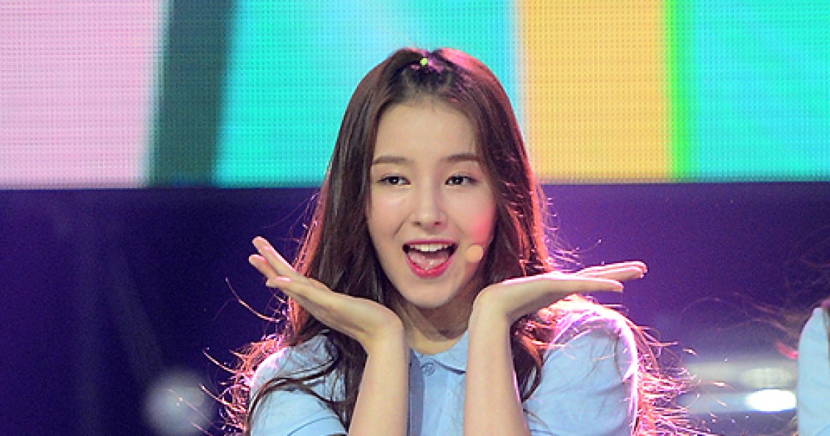 모모랜드 낸시 '사랑의 꽃받침' [MBN포토]