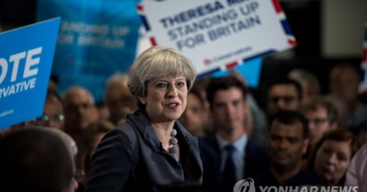 BRITAIN ELECTIONS PARTIES CAMPAIGNING