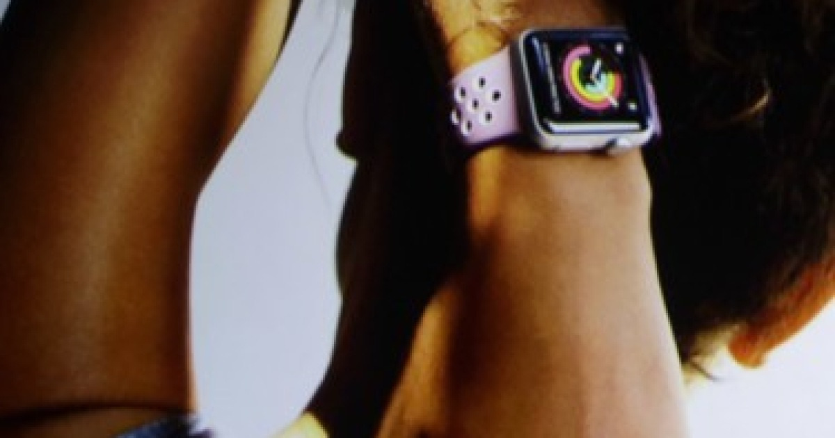 APTOPIX Apple Showcase