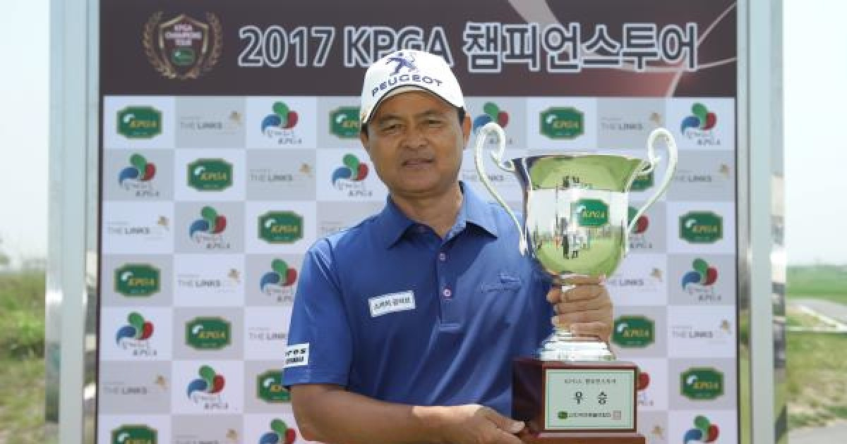 KPGA 최광수, 노 보기 플레이로 챔피언스투어 우승