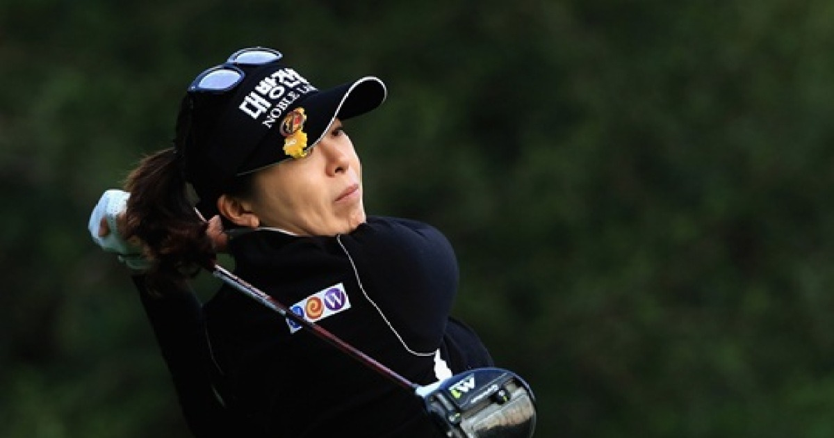 허미정, 마이어 LPGA 1R 공동 11위..박성현 공동 13위
