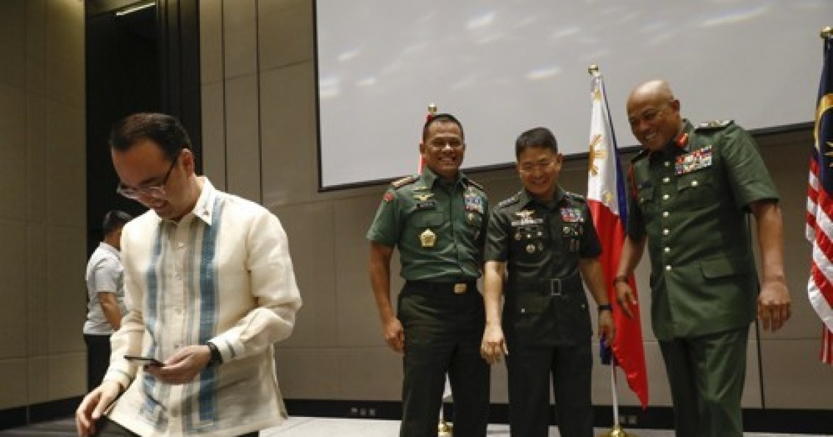 PHILIPPINES INDONESIA MALAYSIA SECURITY MEETING